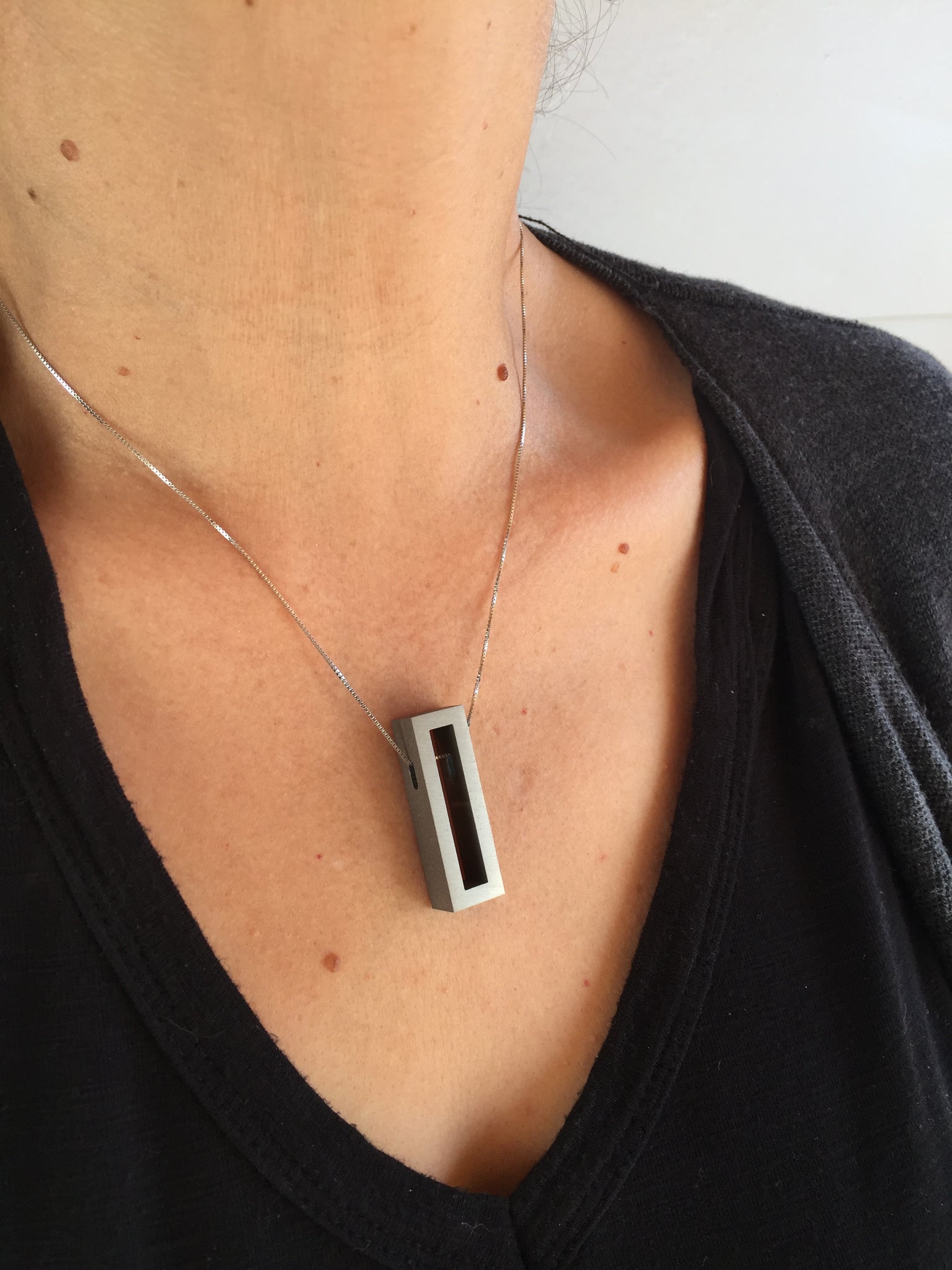 PILLAR TITANIUM – VELDT STUDIO
